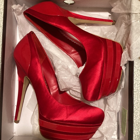 bebe | Shoes | Bebe Rielle Satin Red Platform Pumps | Poshmark